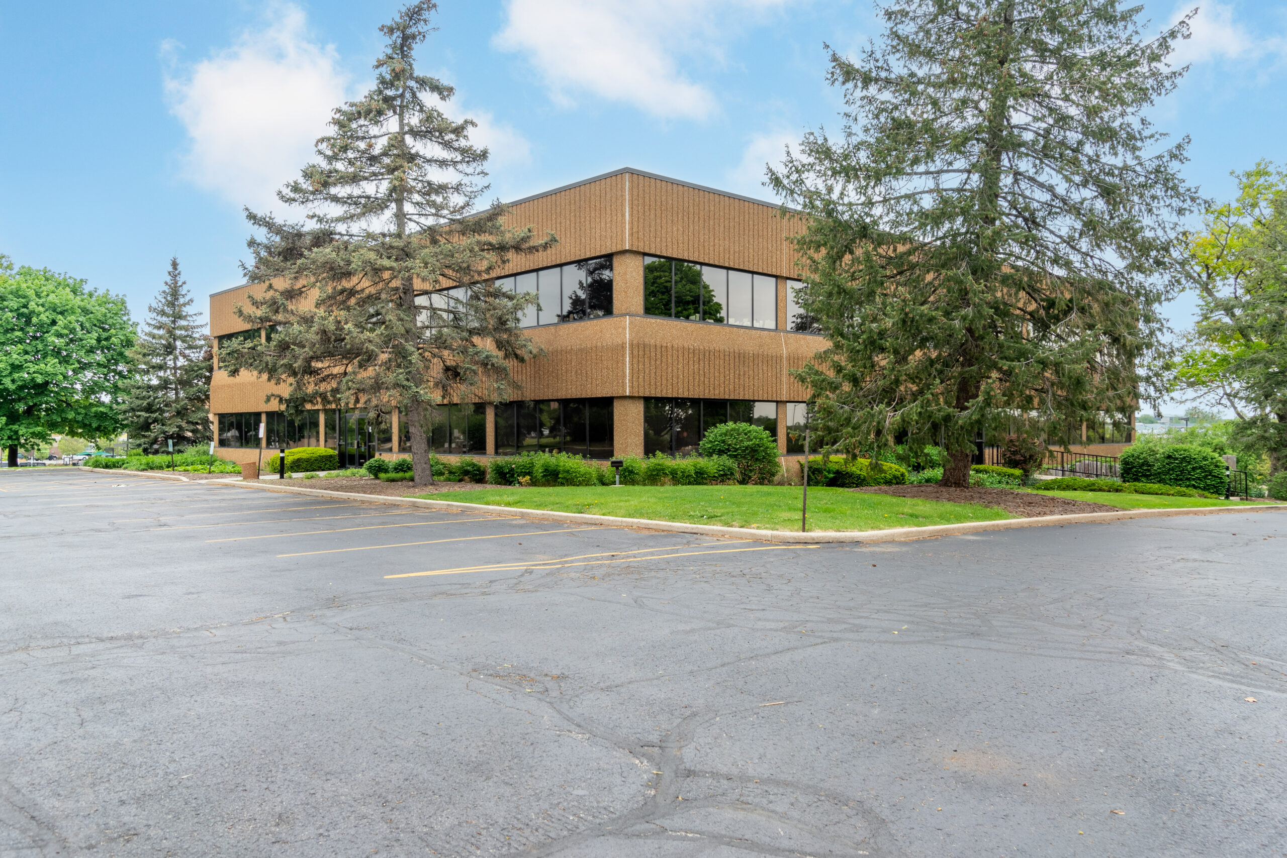 SBM - Commercial Property Leasing - Milwaukee, WI & Beyond